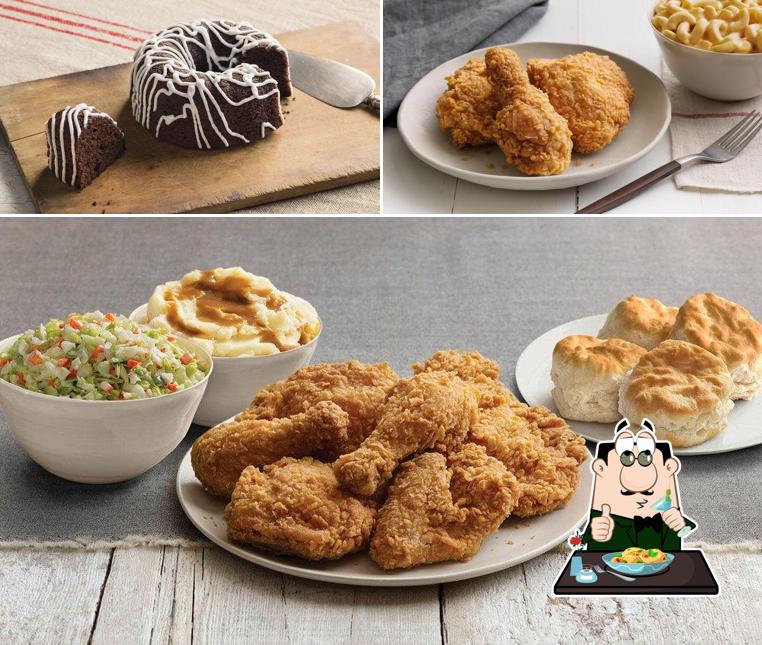 KFC, 1601 S Irby St in Florence - Restaurant menu and reviews