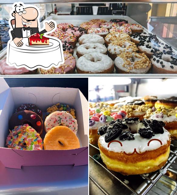 Lucky Donuts & Boba, Phoenix - Restaurant menu, prices and reviews