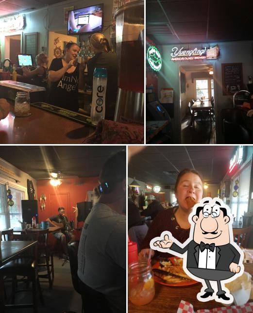 Tippy's Restaurant & Bar in Delphi - Restaurant reviews