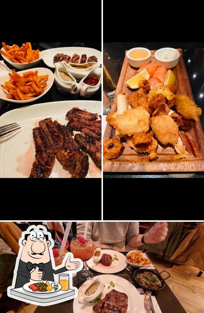 Angus Steakhouse Leicester Square, 20 Cranbourn St in London ...