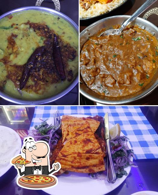 Golden Tasty restaurant, Dubai, 26M2+RMR - Lago Vista Tower B ...