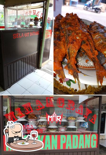 RM Padang Minang Raya restaurant, Bogor, Jalan KH. Ahmad Sayani Kampung ...