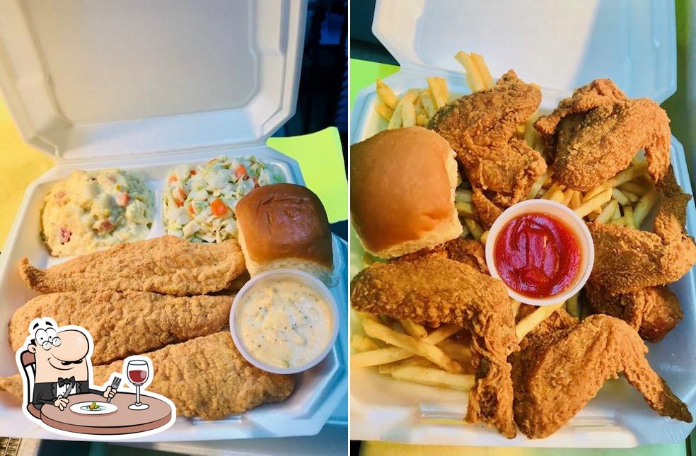 Queen New Orleans fried chicken, Forney - Restaurant menu, prices and ...