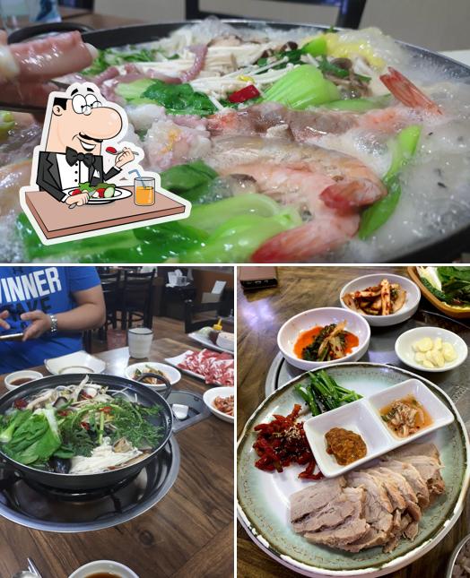 Yuseong Kalguksu, Seoul, Daechi - Restaurant menu, prices and reviews