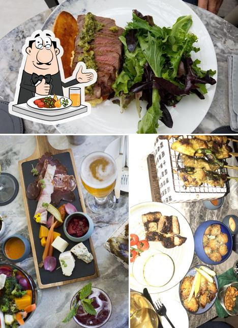 Z Bar in Chicago - Restaurant menu and reviews