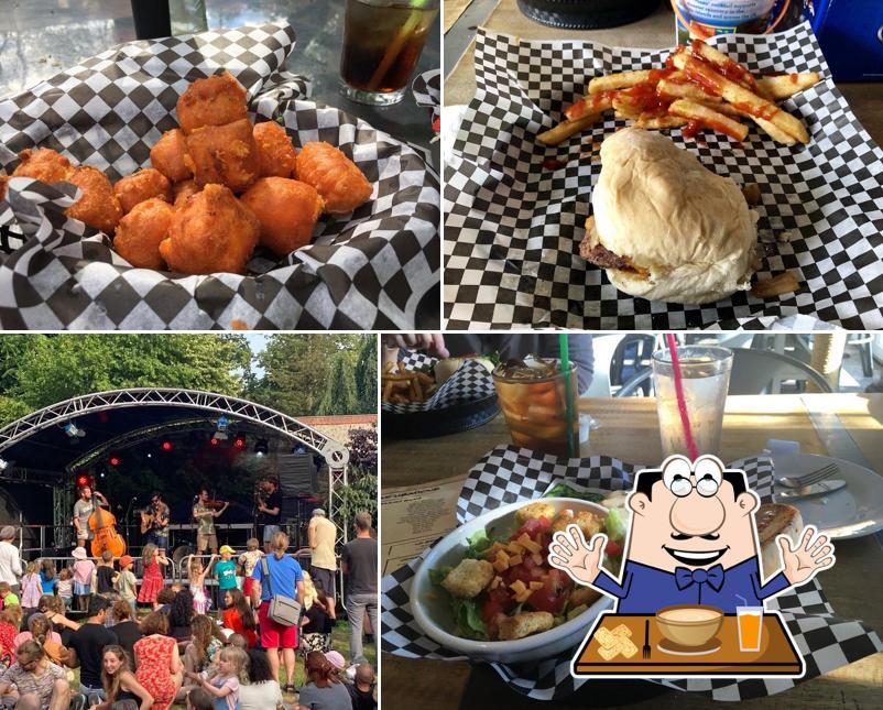 River Rats Bar and Grill in La Crosse - Restaurant menu and reviews