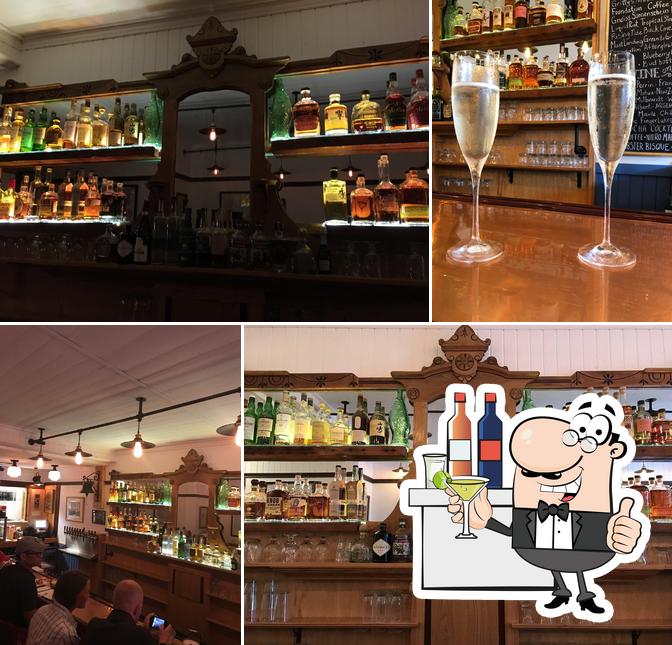 The Barnacle in Bar Harbor - Restaurant menu and reviews