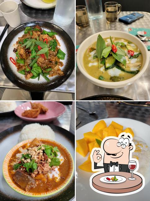 Top 10 restaurants with pad thai in Perth, september 2025 - Restaurant Guru