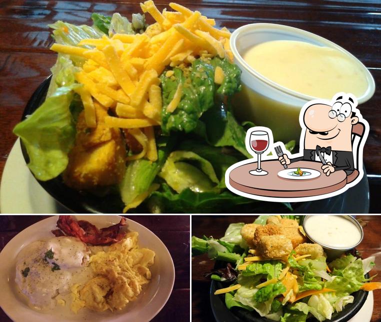 Buzz Inn Steakhouse, 3615 Broadway in Everett - Restaurant menu and reviews