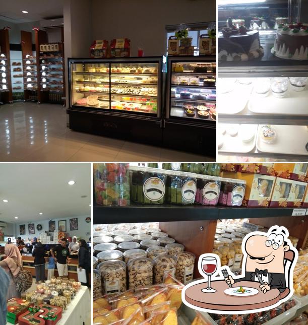 Wonder Roti Salatiga, Salatiga - Restaurant menu, prices and reviews