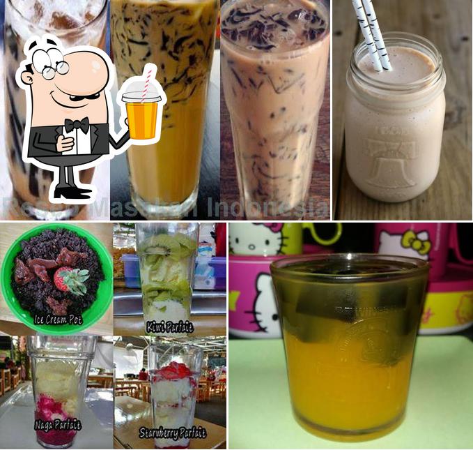 Aneka Seblak Bandung Dapoer-similikiti cafeteria, Indonesia ...