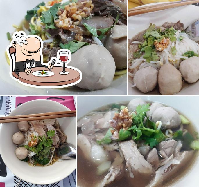 กิน-เตี๋ยว ฮาลาล Kin-tiew Halal restaurant, Yala