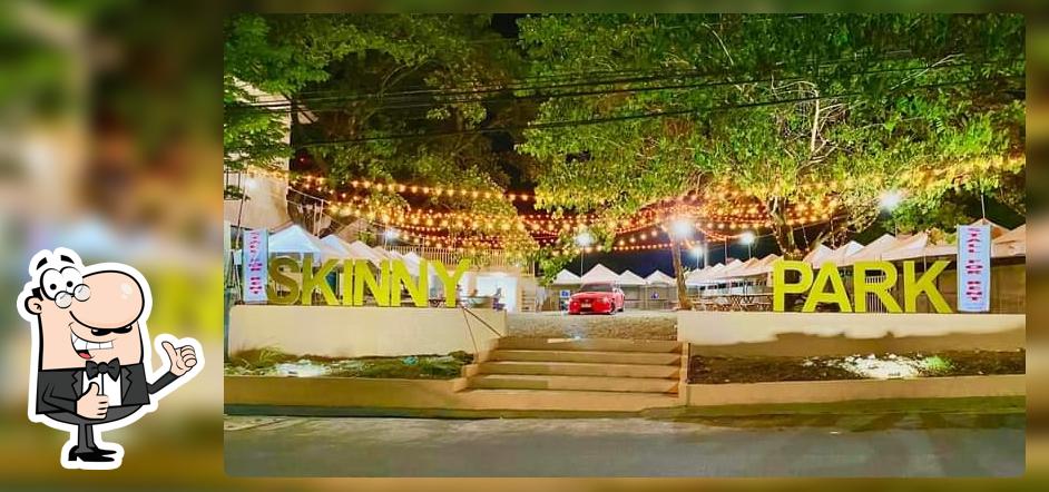 Skinny Food Park restaurant, Rodriguez