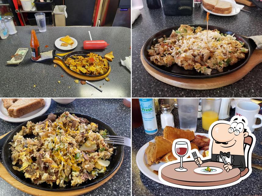Top 5 restaurants with philly cheesesteaks in Carlisle, Pennsylvania ...