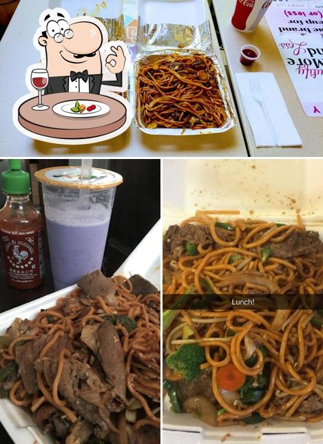 Great Khan, 8401 Van Nuys Blvd #20 in Los Angeles - Restaurant reviews