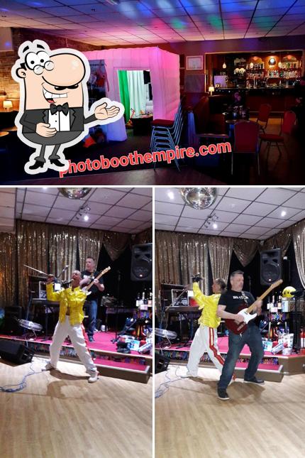Ritz Showbar & Function Suite, Hull - Restaurant menu, prices and reviews