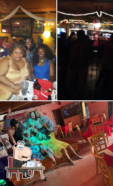 Three Sisters Bar & Lounge in Donaldsonville - Restaurant reviews