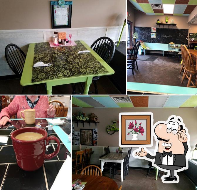 Outside The Box Cafe, Jeffersonville - Restaurant menu, prices and reviews