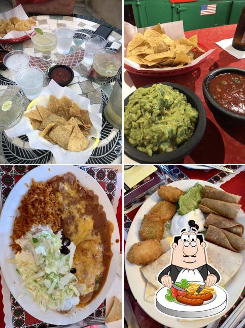Hernandez Hideaway Restaurant in Escondido - Restaurant menu and reviews