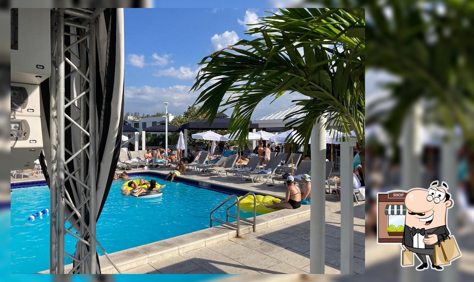 High Tide Rooftop Bar in Hilton Head Island - Restaurant reviews