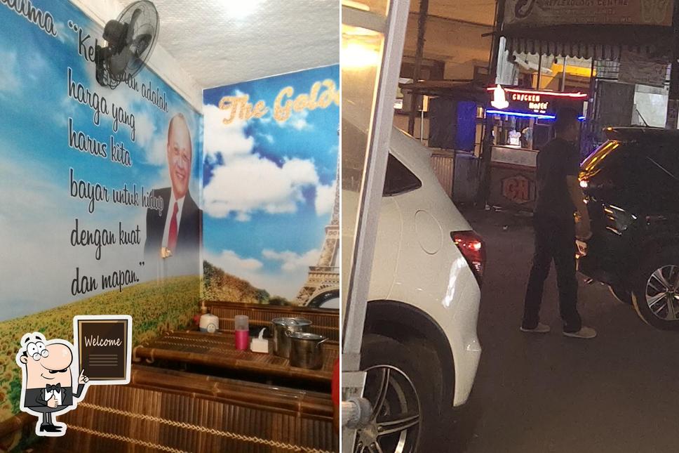 Chicken Holic restaurant, Medan, Jl. Aipda KS Tubun No.52 - Restaurant ...