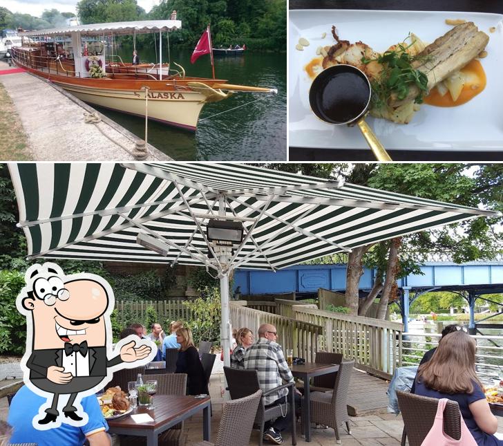 Ferry Cookham, Cookham - Restaurant menu, prices and reviews