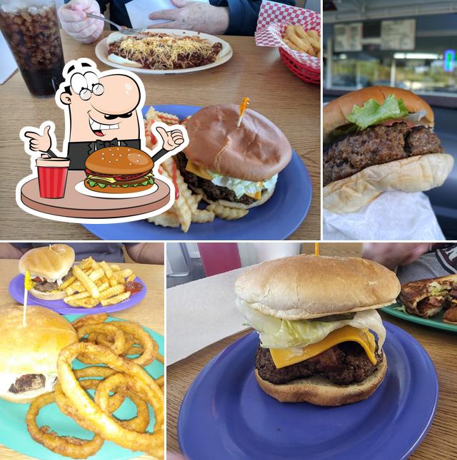 Small's Drive In in Athens - Restaurant menu and reviews