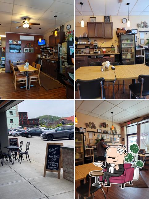 Front Street Café, Port Jervis - Menú del restaurante, precios y reseñas