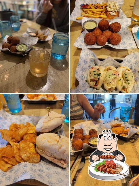 Peacemaker Lobster & Crab Co., Tulsa - Restaurant menu, prices and reviews