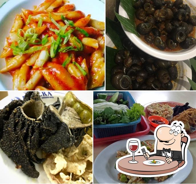 Rumah Makan Ampera restaurant, Jakarta, Jl. Angkasa Blok 10 ...