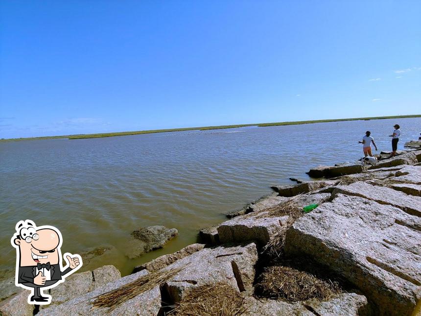 Find the best place to eat in Bolivar Peninsula, summer 2024 ...