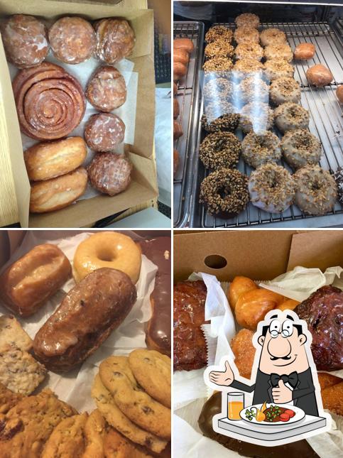 VG Donut & Bakery in Encinitas - Restaurant menu and reviews