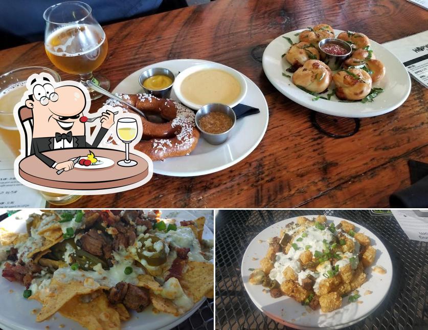 Hop Valley Brewing Company, Eugene - Restaurant menu, prices and reviews