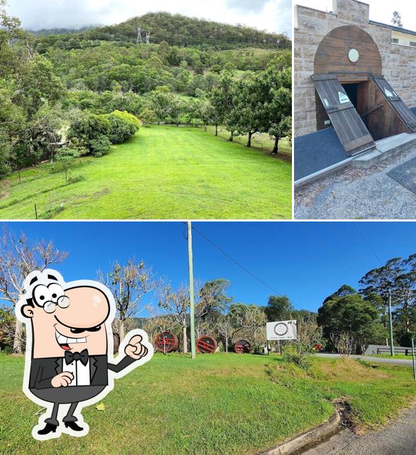 Mount Nathan Winery, Mount Nathan - Restaurant menu, prices and reviews