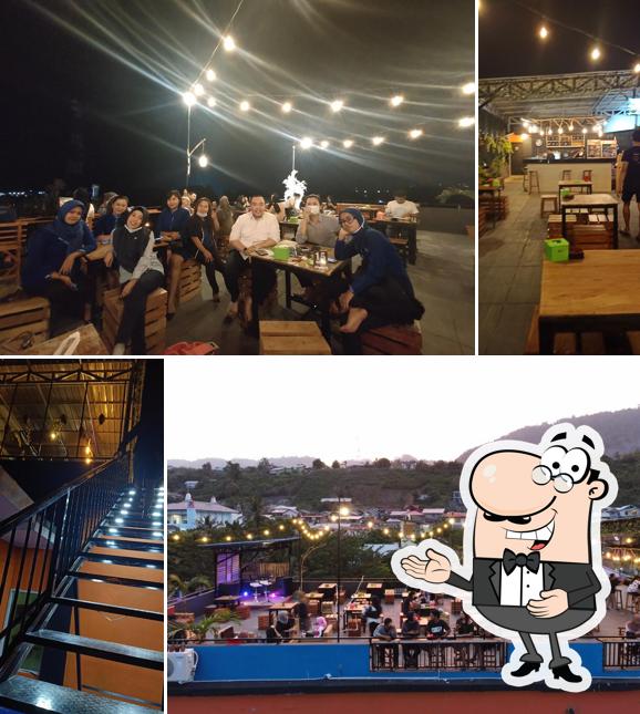 Inuman Rooftop cafe, Luwuk - Restaurant reviews