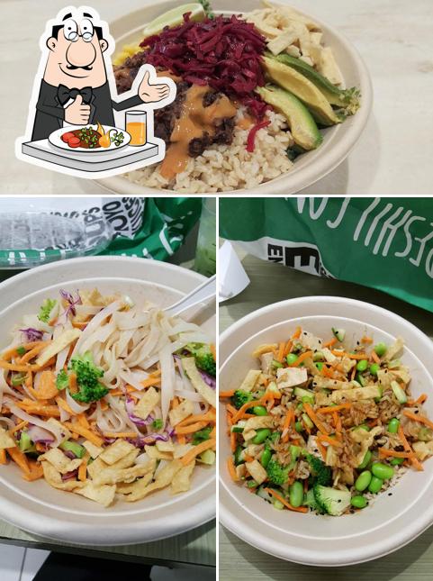 Freshii, 55 Avenue Rd in Toronto - Restaurant menu and reviews