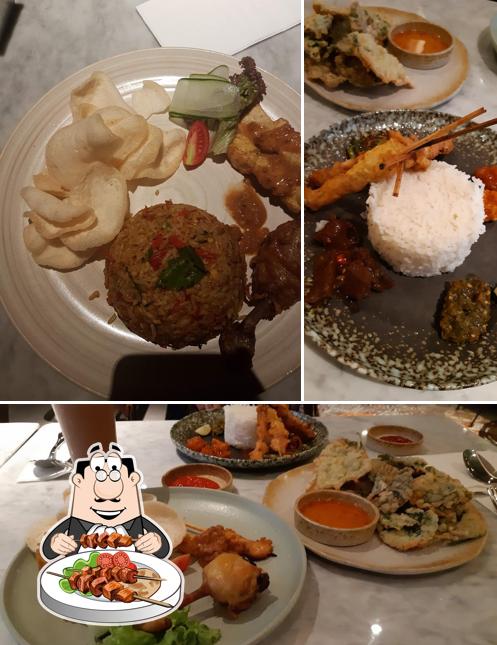 Fireflies Hertasning, Makassar - Restaurant menu, prices and reviews