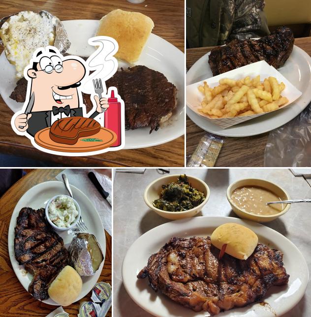 Campbell Station Country Store restaurants in Culleoka, summer 2024 ...