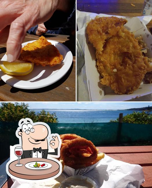 Aussie Bob's Fish & Chips in Shoal Bay - Restaurant menu and reviews