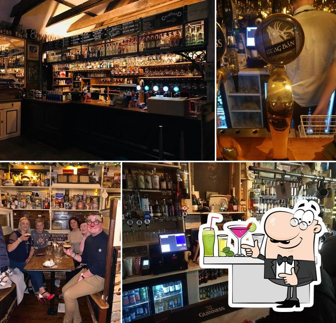 Pub y bar John M. Reidy, Killarney, 4 Main St - Opiniones del restaurante