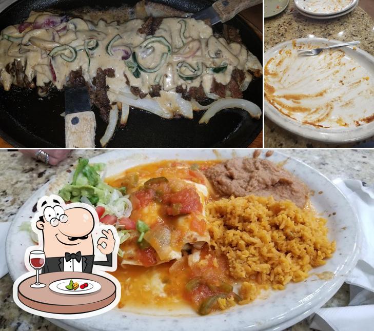 Emiliano's Mexican Grill, Yoakum - Restaurant menu, prices and reviews