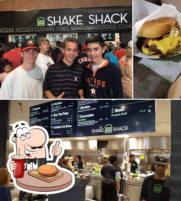 Shake Shack, Houston - Restaurant menu, prices and reviews