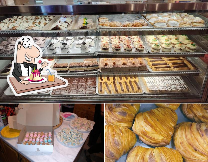 Angela Mia Italian Pastries, Norwalk - Menú del restaurante, precios y ...