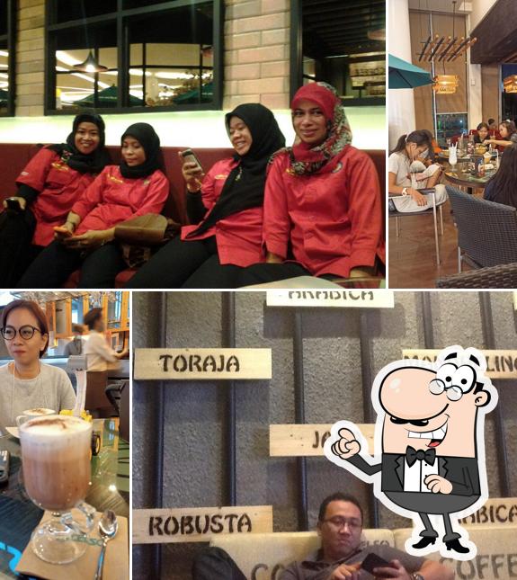 Excelso Coffee cafe, Makassar, Jl. HM. Daeng Patompo - Restaurant menu ...