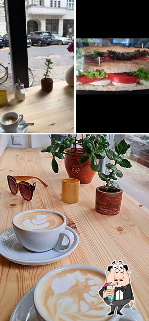 Alchemist Café, Berlin - Speisekarte, Preise und Bewertungen
