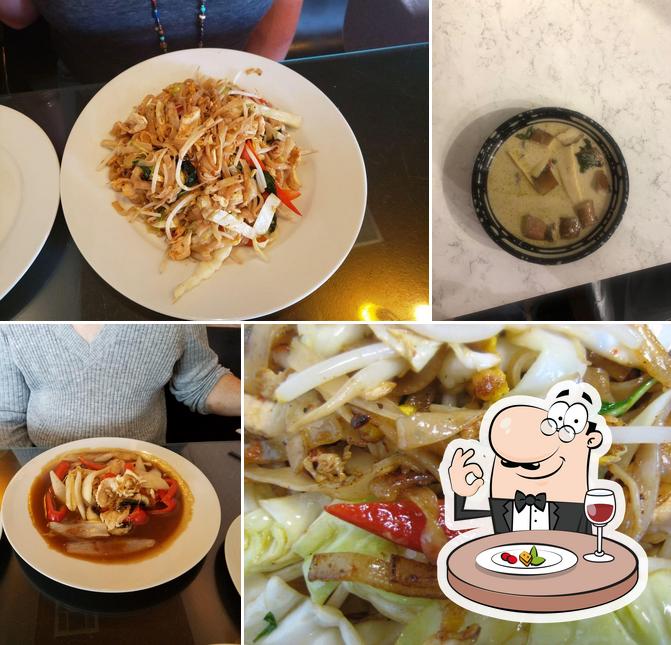 Tana Thai Bistro in Oklahoma City - Restaurant menu and reviews
