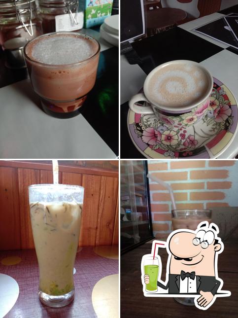 kopi boss cafe, Ganggo Hilia