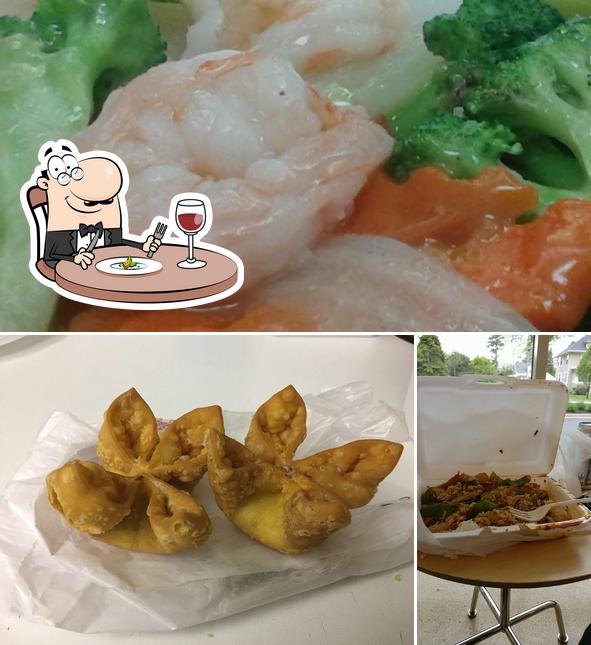East Wind Chinese Restaurant, Elmhurst - Menú del restaurante, precios ...
