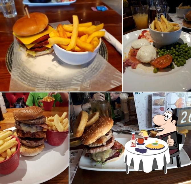 Best restaurants in Chilterns Shopping Centre Mall - Restaurant Guru