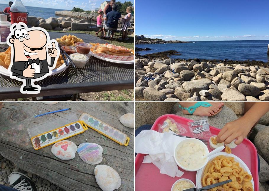 The Lobster Pool in Rockport - Restaurant menu and reviews